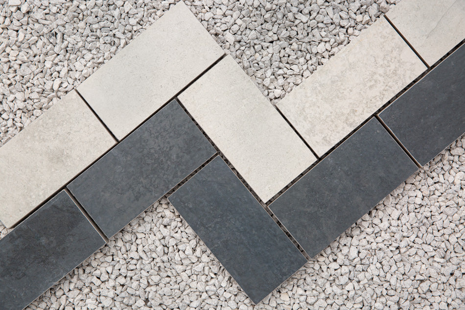 QUARTZ WHITE 200 X 100 COBBLES – PAVING STOCK